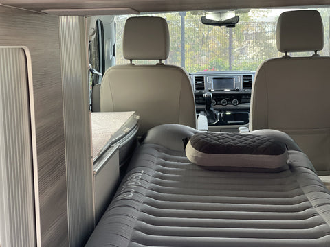 How to sleep in your car while car camping? - TREKOLOGY