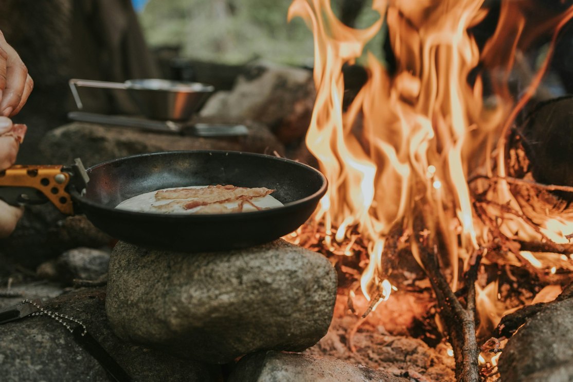 How To Cook Over A Campfire? — TREKOLOGY